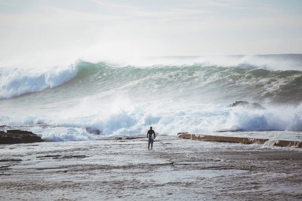 Shredding The Surf Breaks of Kiama and Gerringong - We Are Explorers