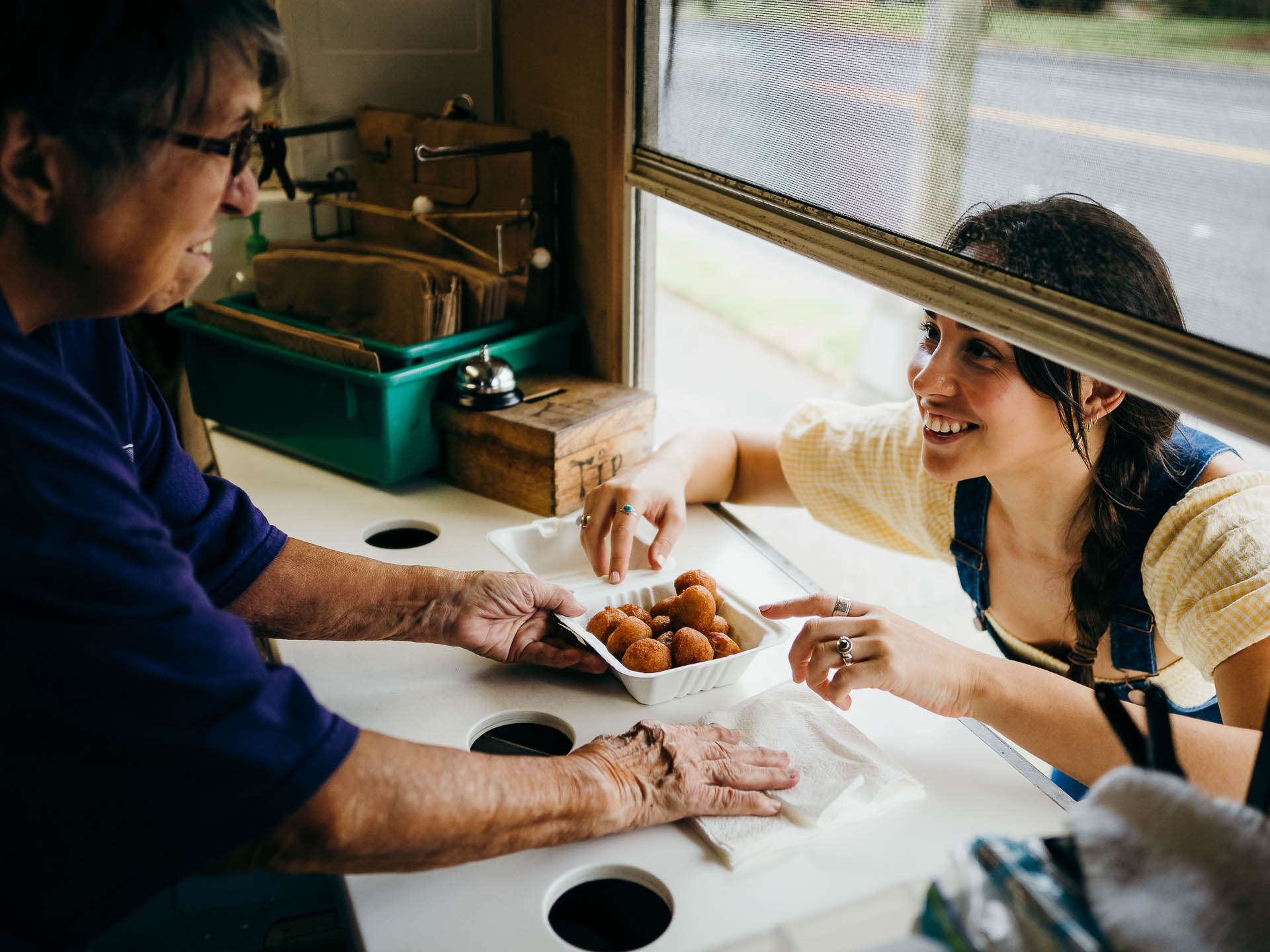 A Taste of Hawaiʻi: A Guide To Hawaiʻi Island’s Best Eats - We Are Explorers