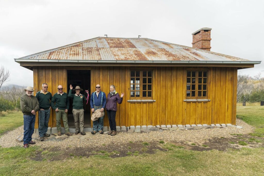 WATCH: The First of 11 Kosciuszko Huts Destroyed by Bushfire Has Been ...